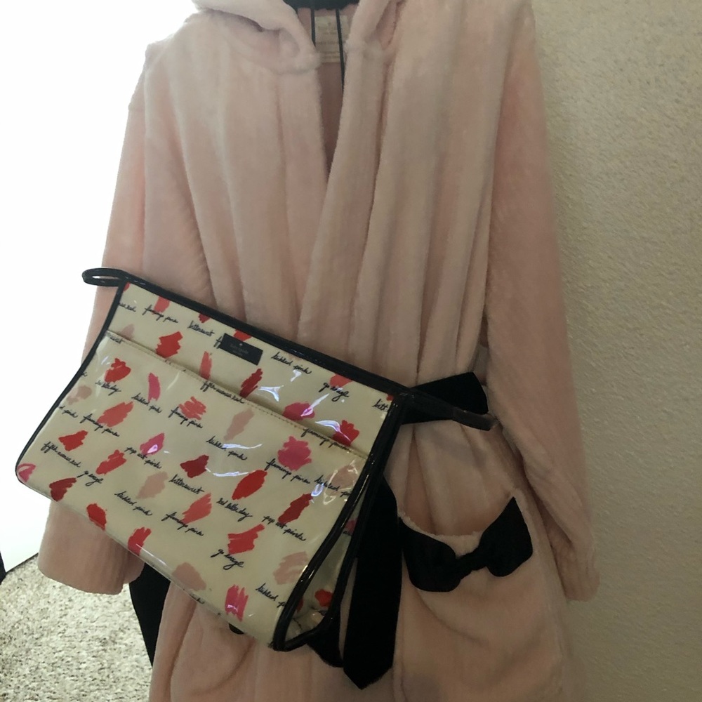Kate Spade Robe And Makeup Pinky Sets Gem
